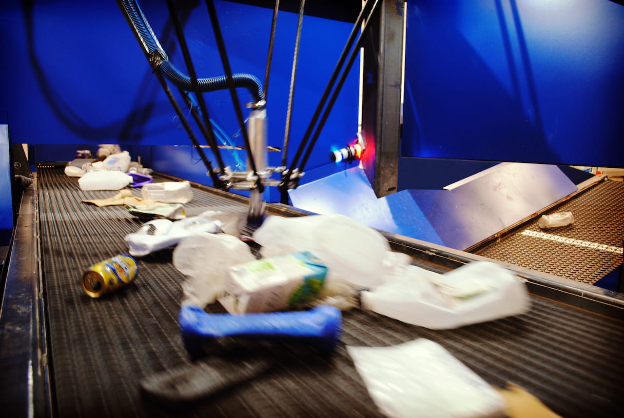 Ann Arbor’s new ‘samurai sorting robot’ is a plastics recycling game-changer